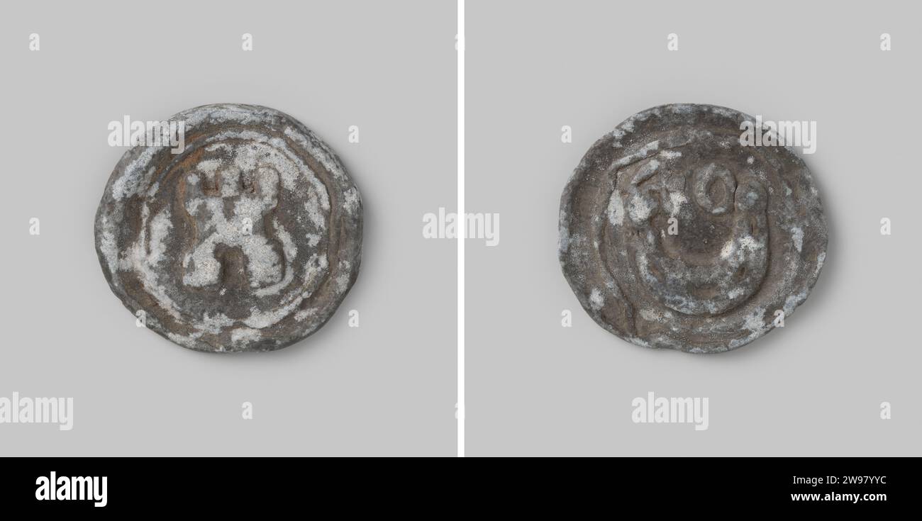 Irregular shaped coin hi-res stock photography and images - Alamy