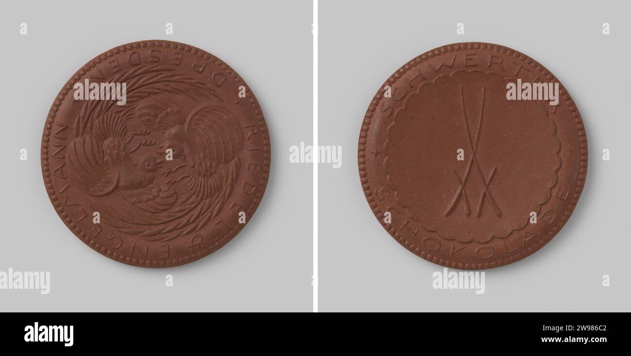 Two crossed swords hi-res stock photography and images - Alamy