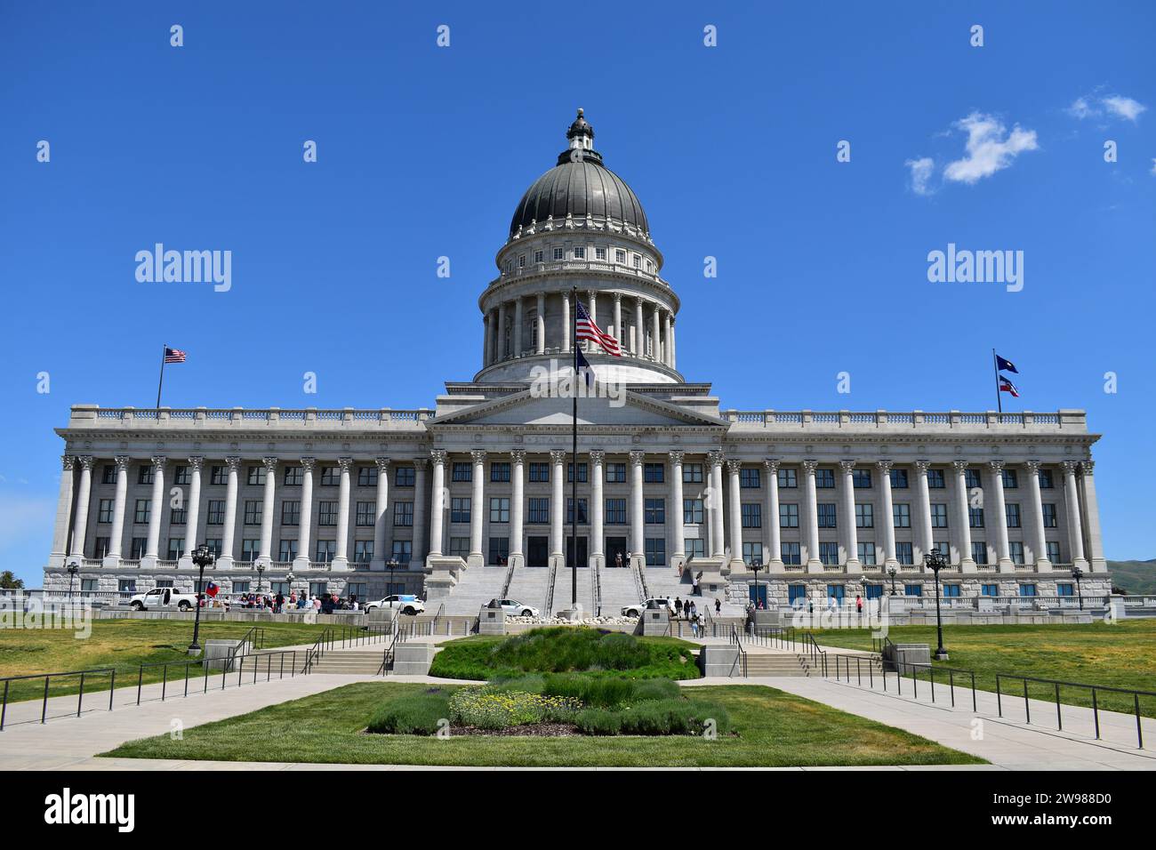 The majestic white Utah State Capitol building in downtown Salt Lake ...