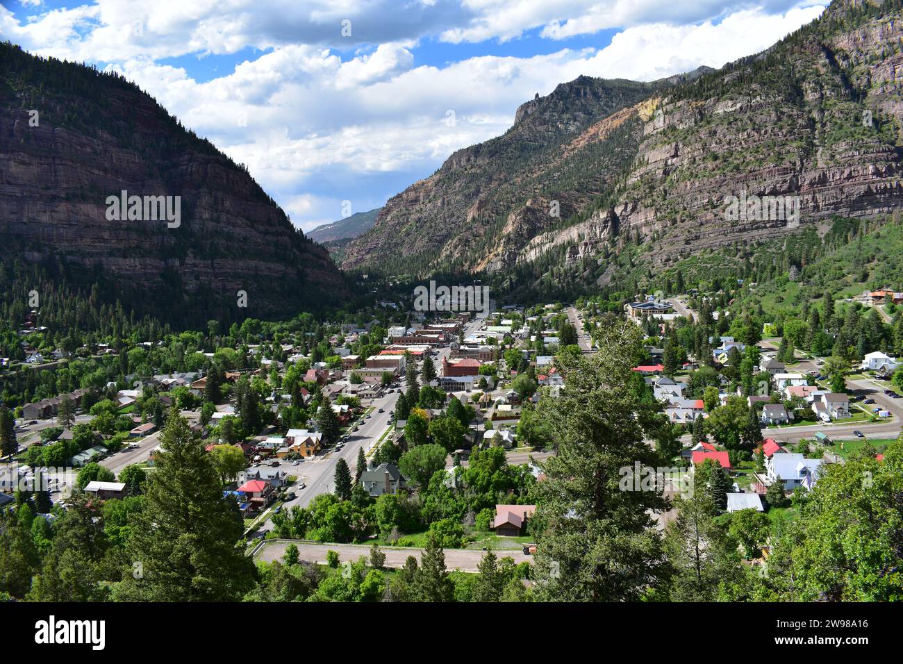 View of the Rocky Mountain town of Ouray, famous for its hot springs ...