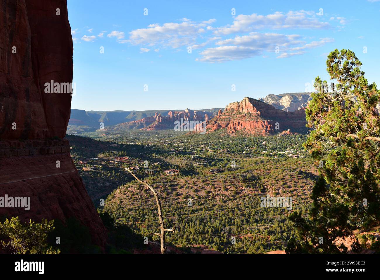 Cathedral rock sedona az hi-res stock photography and images - Alamy