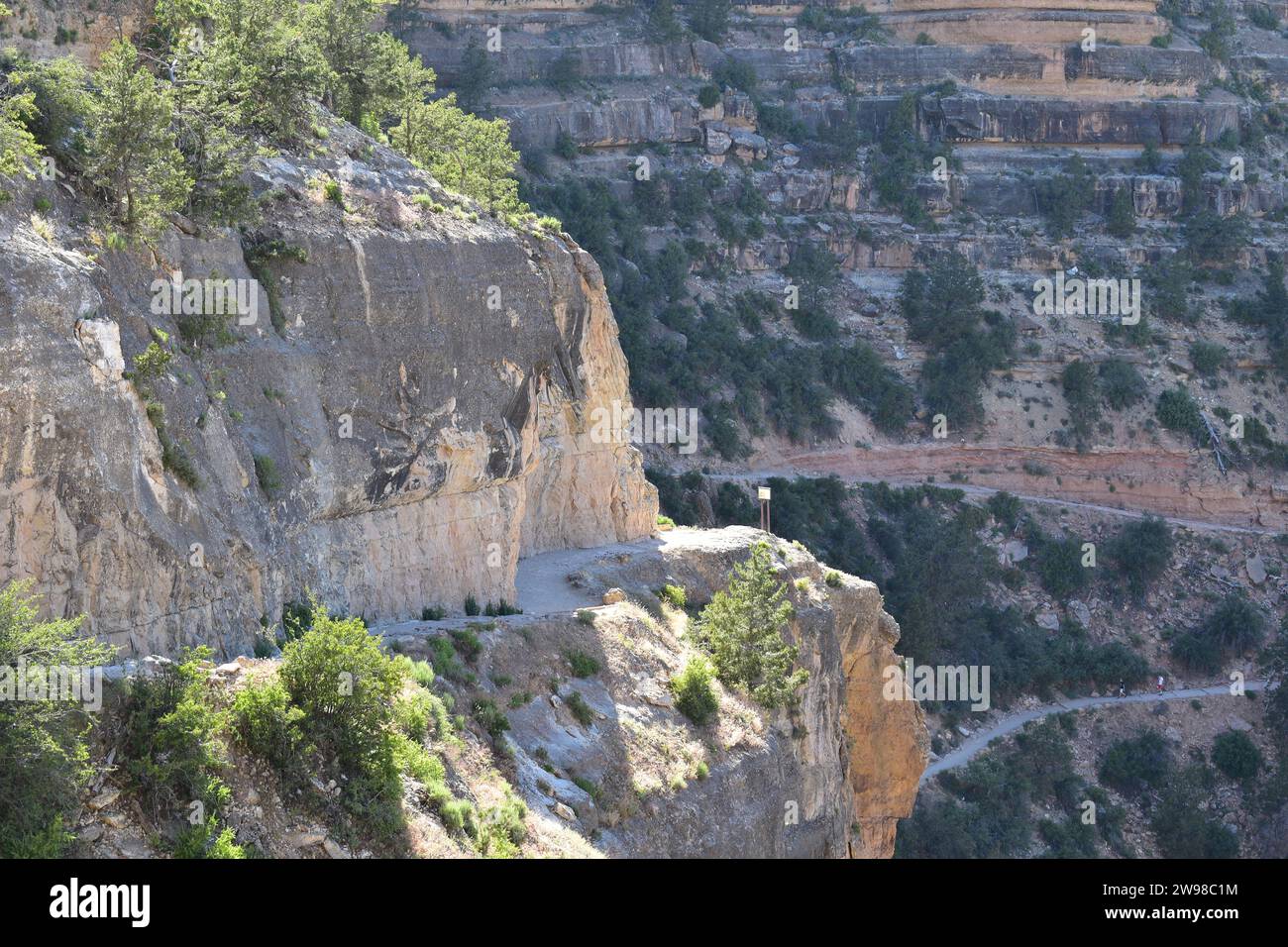 View of the Bright Angel Trail winding down in the Grand Canyon from ...