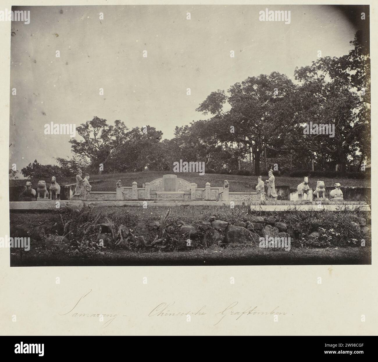 Samarang - Chinese tombs, Woodbury & Page, 1863 - 1869 photograph Images at a Chinese tomb in ...