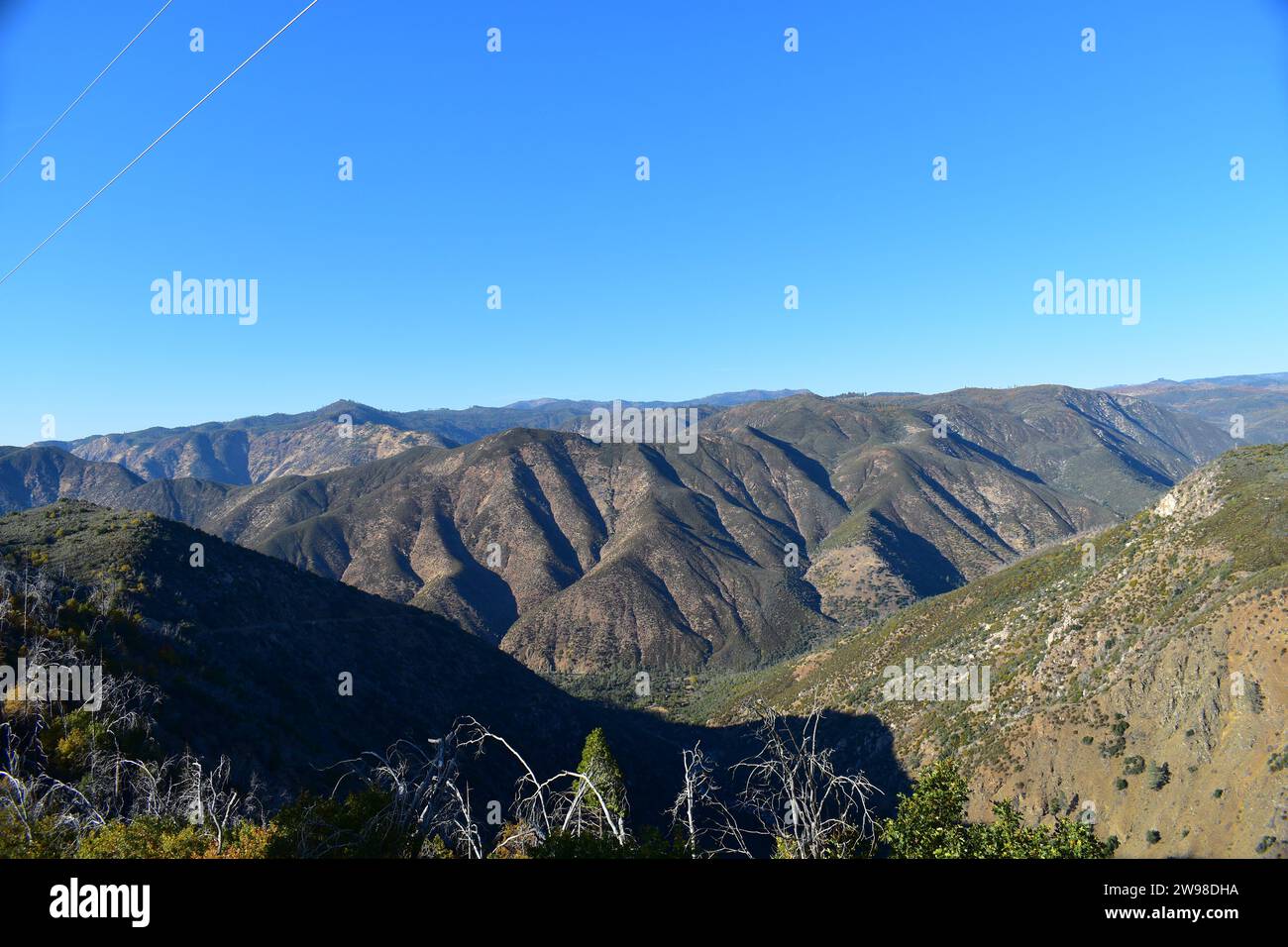 View from Rim of the World vista point in Stanislaus National Forest ...