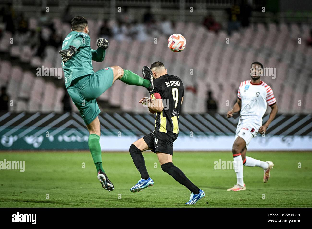Saudi arabia goalkeeper hi-res stock photography and images - Alamy