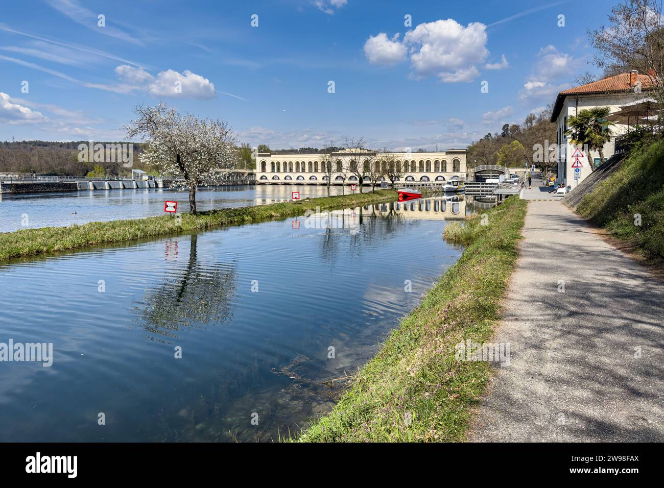 A breathtaking view of the majestic Panperduto dam in Somma Lombardo ...