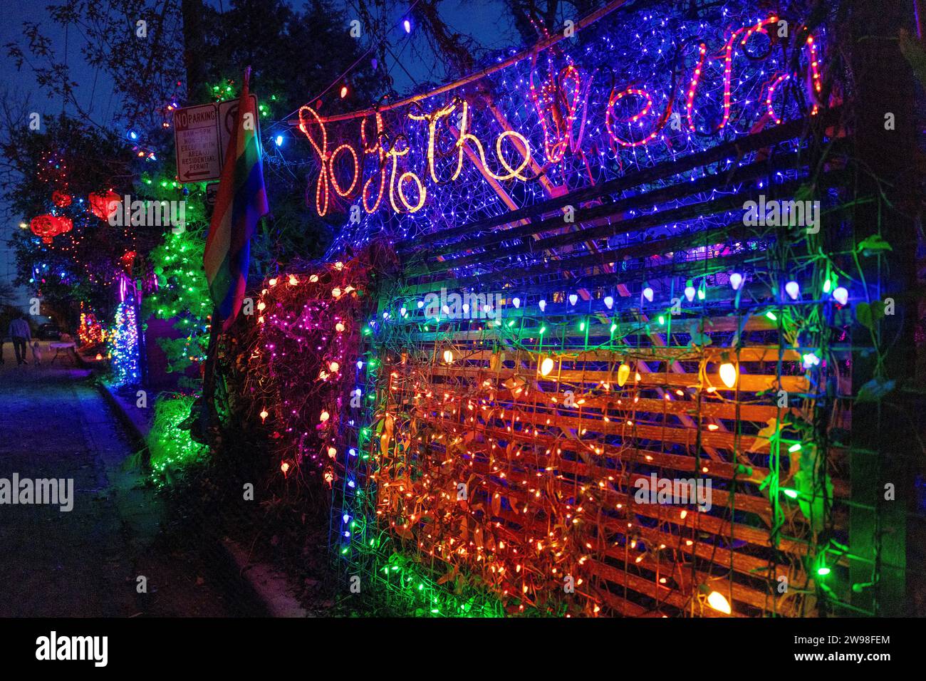 Public street lights hi-res stock photography and images - Alamy