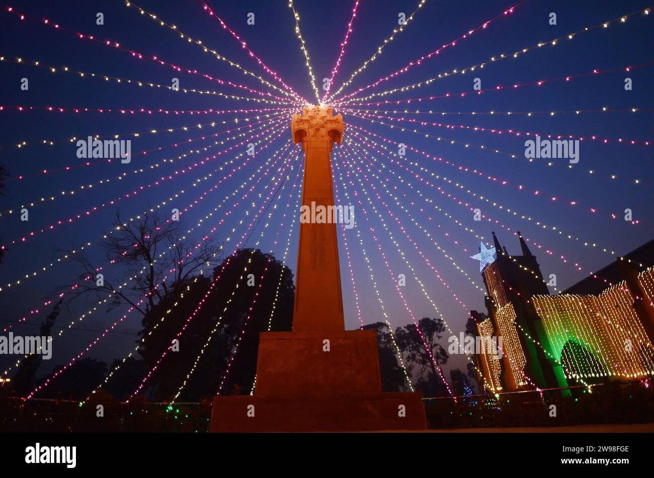 Peshawar, Peshawar, Pakistan. 25th Dec, 2023. A general view shows the ...