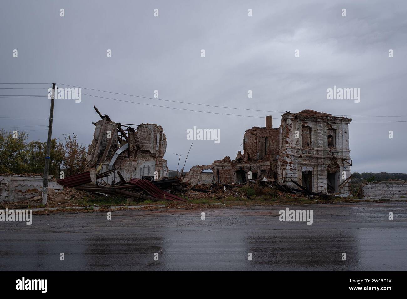 Kupiansk, Ukraine. 8th Oct, 2023. Destroyed buildings of the Kupiansk ...