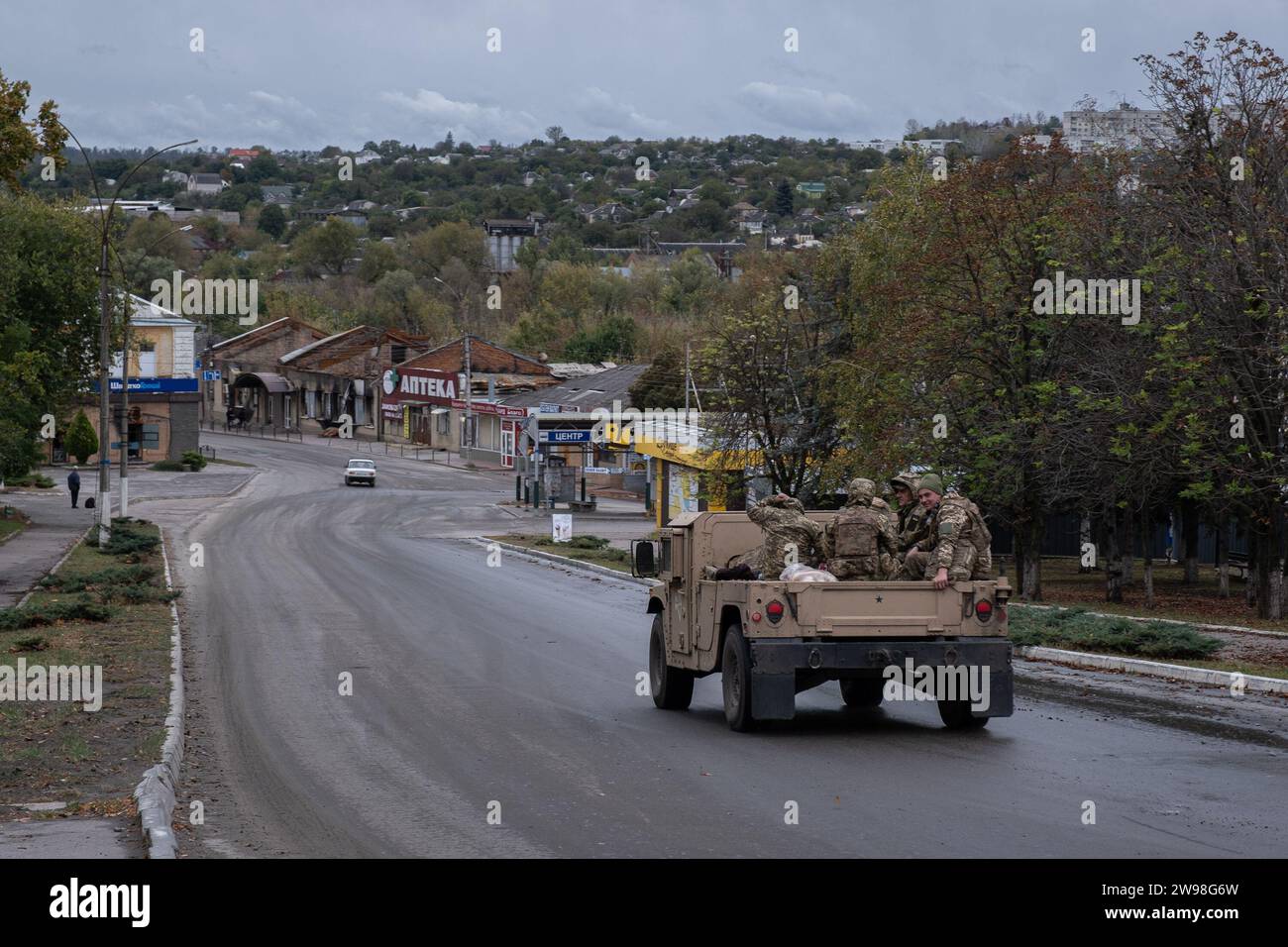 Kupiansk, Ukraine. 8th Oct, 2023. Soldiers riding in a pickup truck in ...