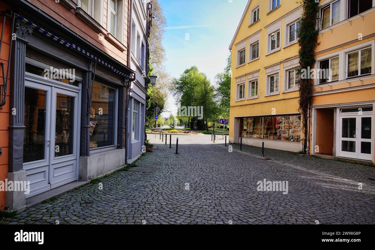 Street side storefront hi-res stock photography and images - Alamy