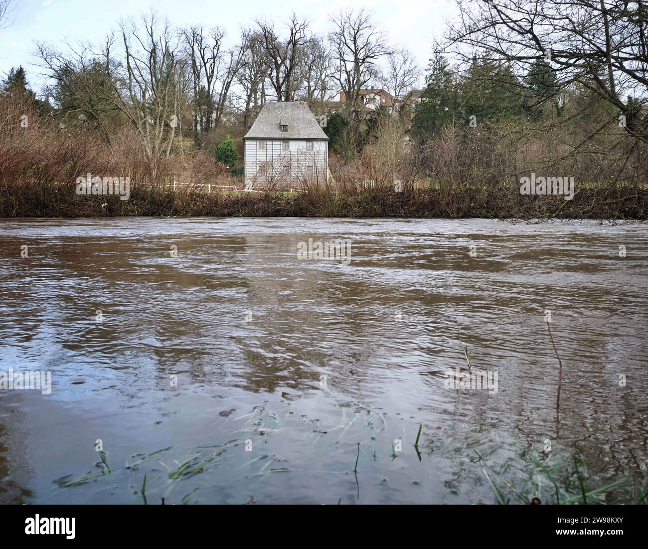 Weimar, Germany. 25th Dec, 2023. The Ilm flows in Ilmpark against the ...