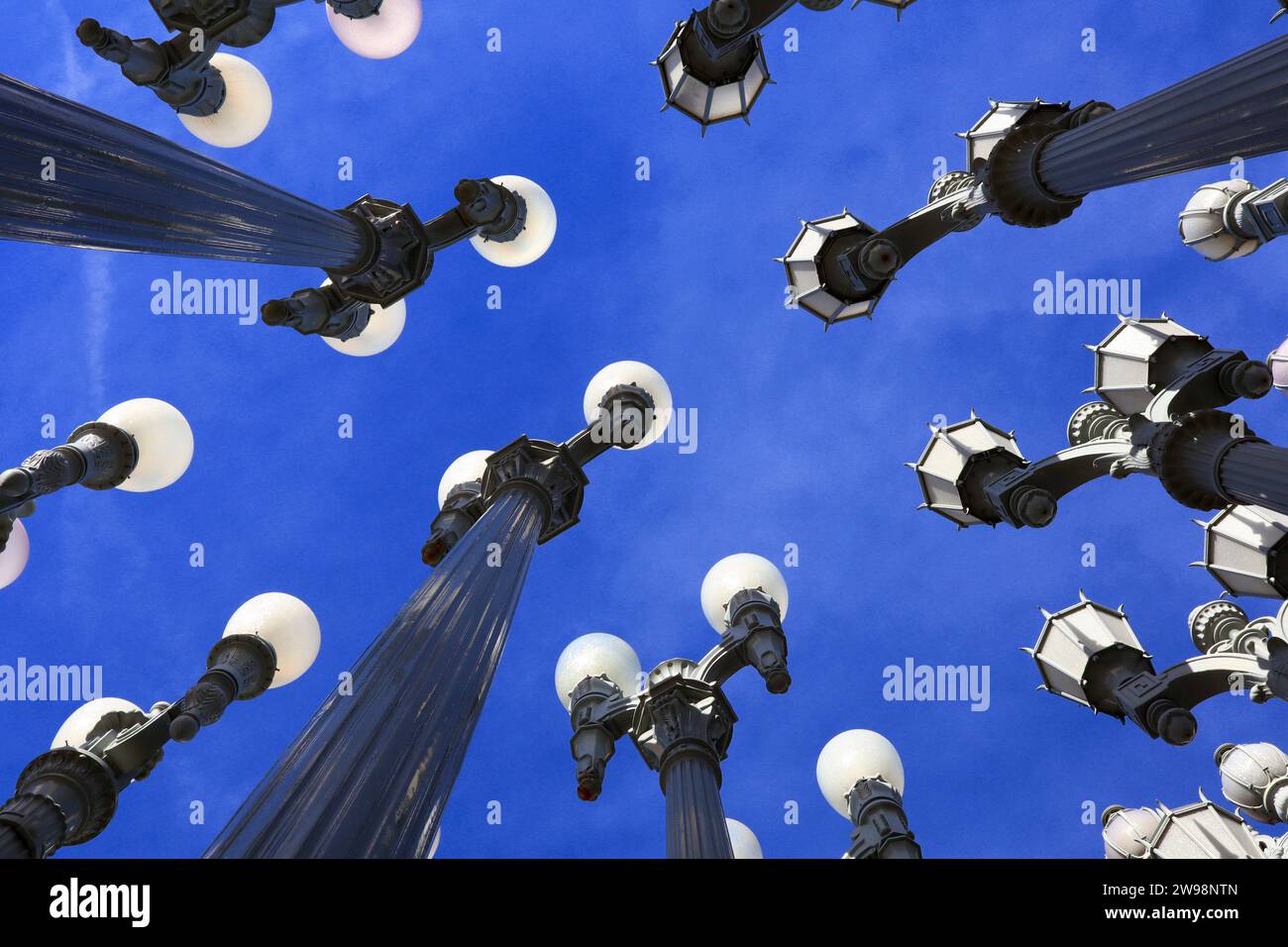 Los Angeles, California: Public Art URBAN LIGHT a sculpture by Chris ...