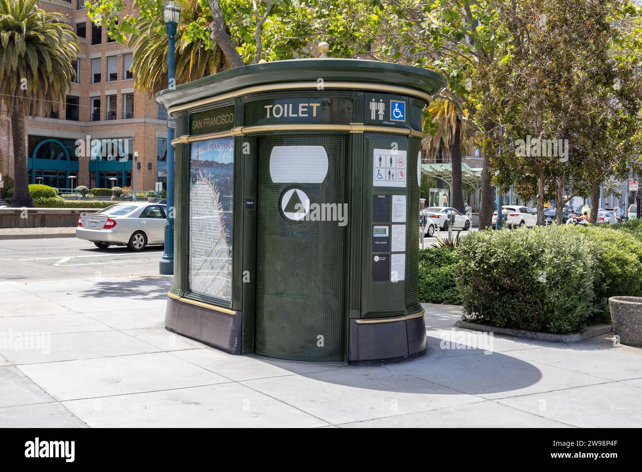 Automatic Kiosk Style Toilet On The Sidewalk The Embarcadero, San ...