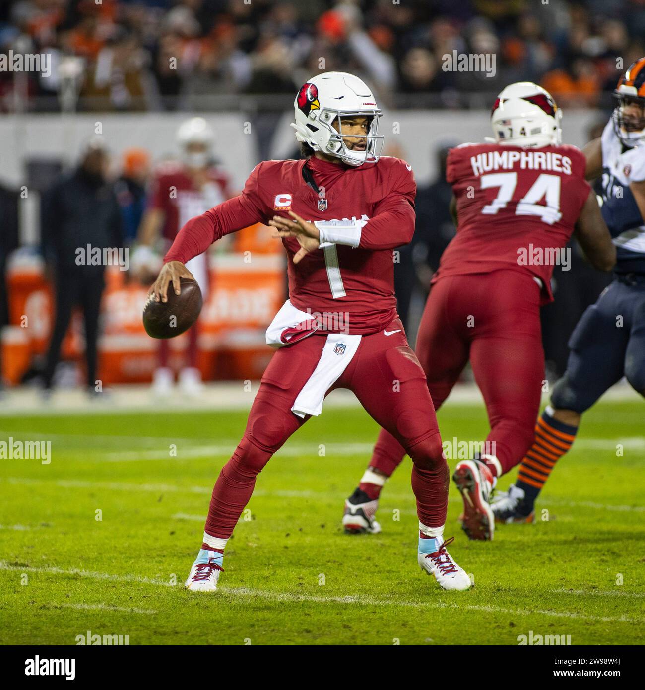 Chicago, IL, USA. 24th Dec, 2023. Arizona Cardinals quarterback #1 ...
