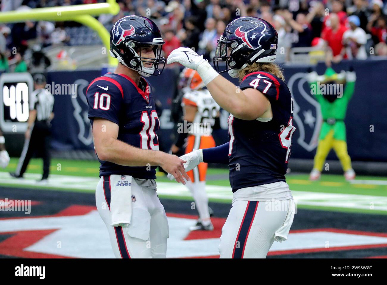 Houston, Texas, USA. 24th Dec, 2023. Houston Texans quarterback Davis ...