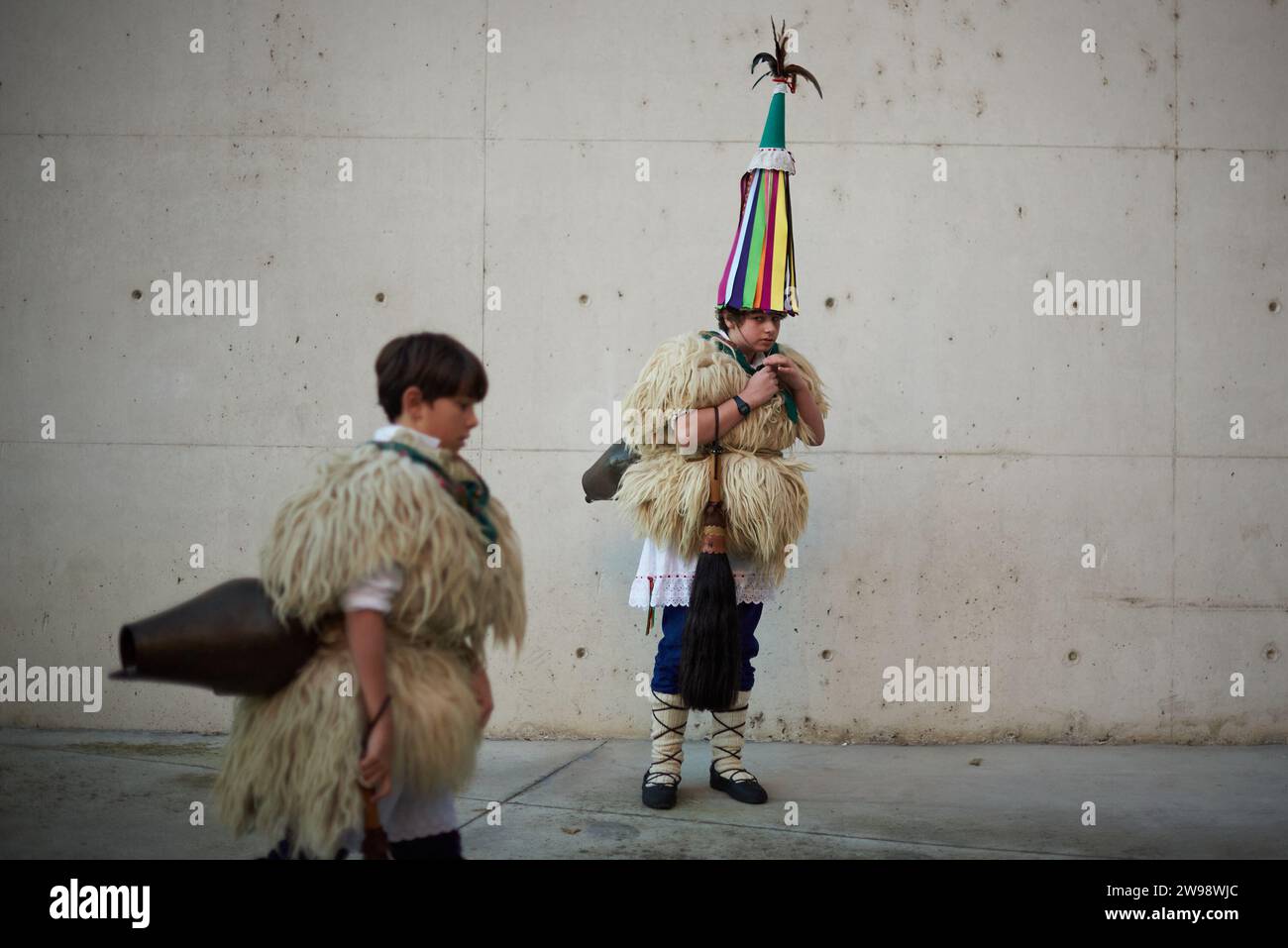 Children in christmas parade dressed hi-res stock photography and ...
