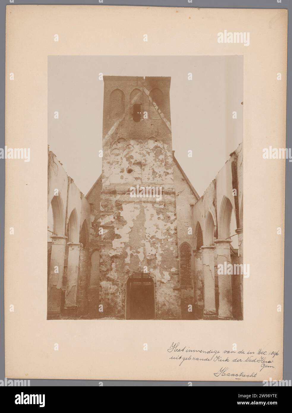 Burnt out church hi-res stock photography and images - Alamy