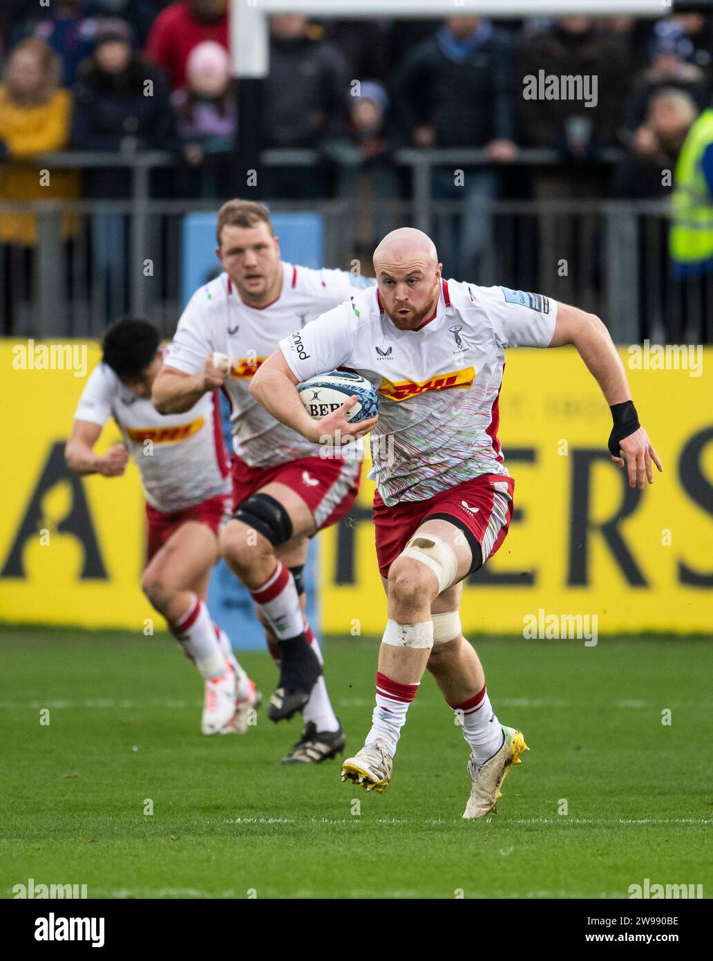 Harlequins James Chisholm in action during the Bath Rugby vs Harlequins ...
