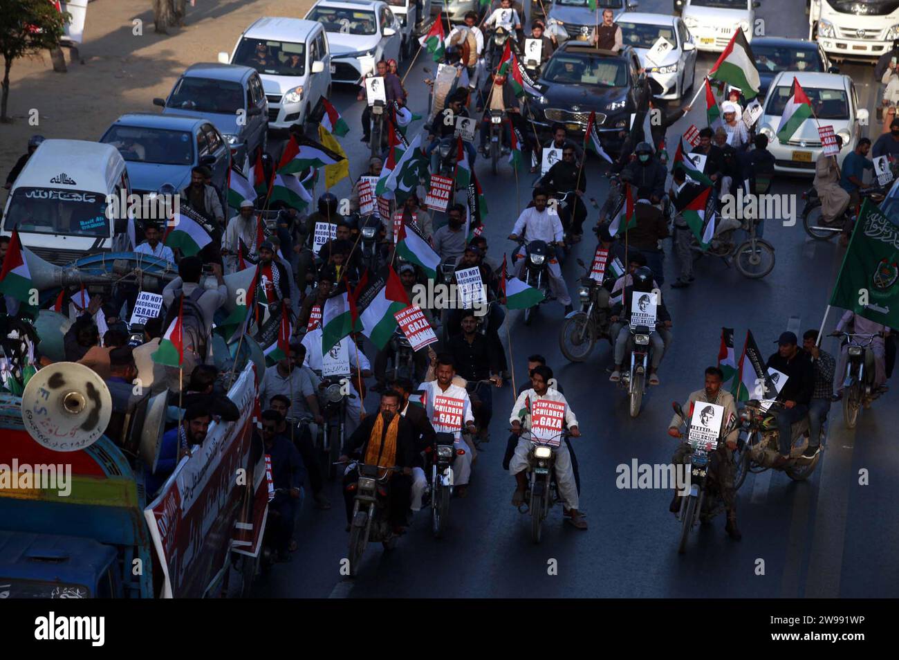 Members of Palestine Foundation Pakistan are holding protest rally ...