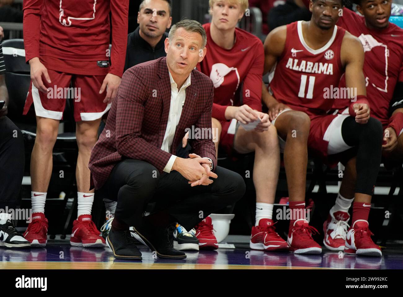 Alabama head coach Nate Oats during the first half of an NCAA college ...