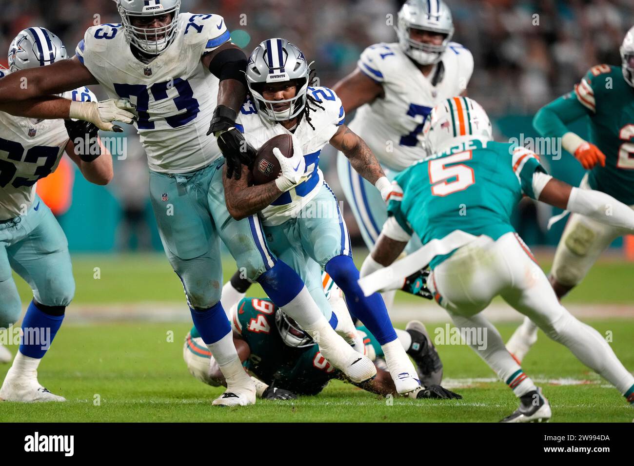 Dallas Cowboys running back Rico Dowdle (23) runs with the football ...