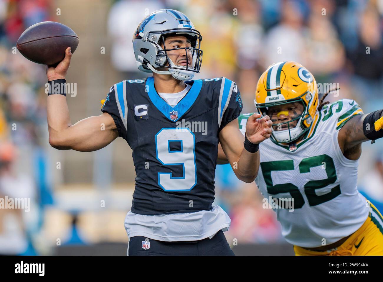 Green Bay Packers linebacker Rashan Gary (52) pursues Carolina Panthers ...