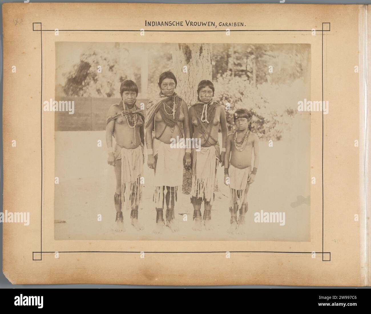 Four women of the Surinamese Karaïben, Julius Muller, 1898 - 1902 ...