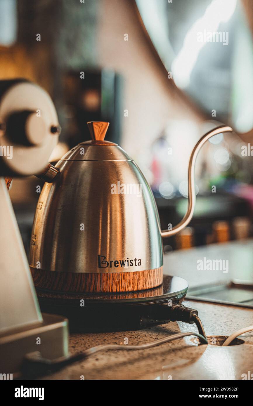 Brewista hi-res stock photography and images - Alamy
