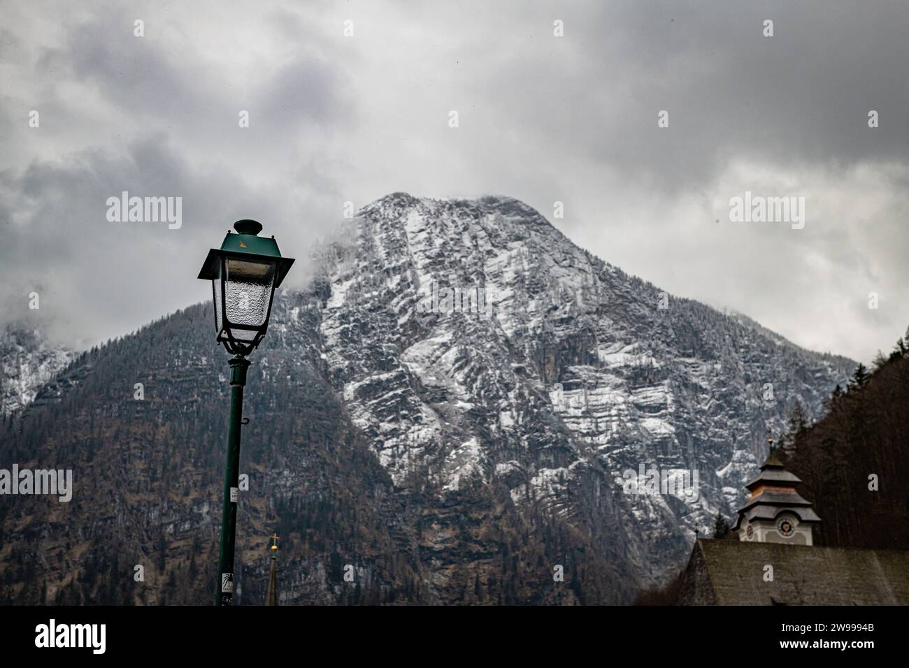 Lamp post snow hi-res stock photography and images - Alamy