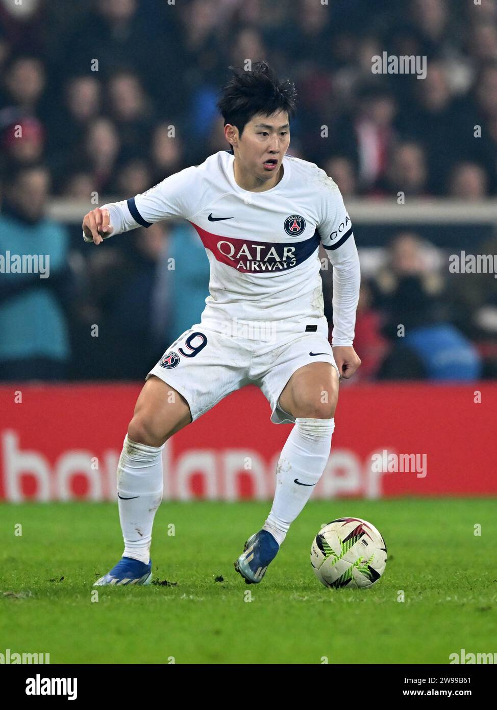 LILLE - Lee Kang-in of Paris Saint-Germain during the French Ligue 1 ...