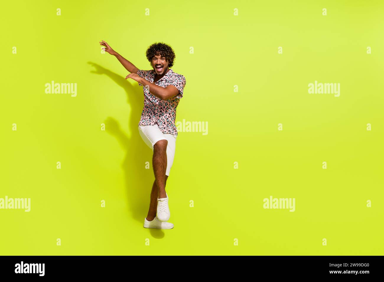 Full size photo of handsome young guy disco dancing clubbing wear ...