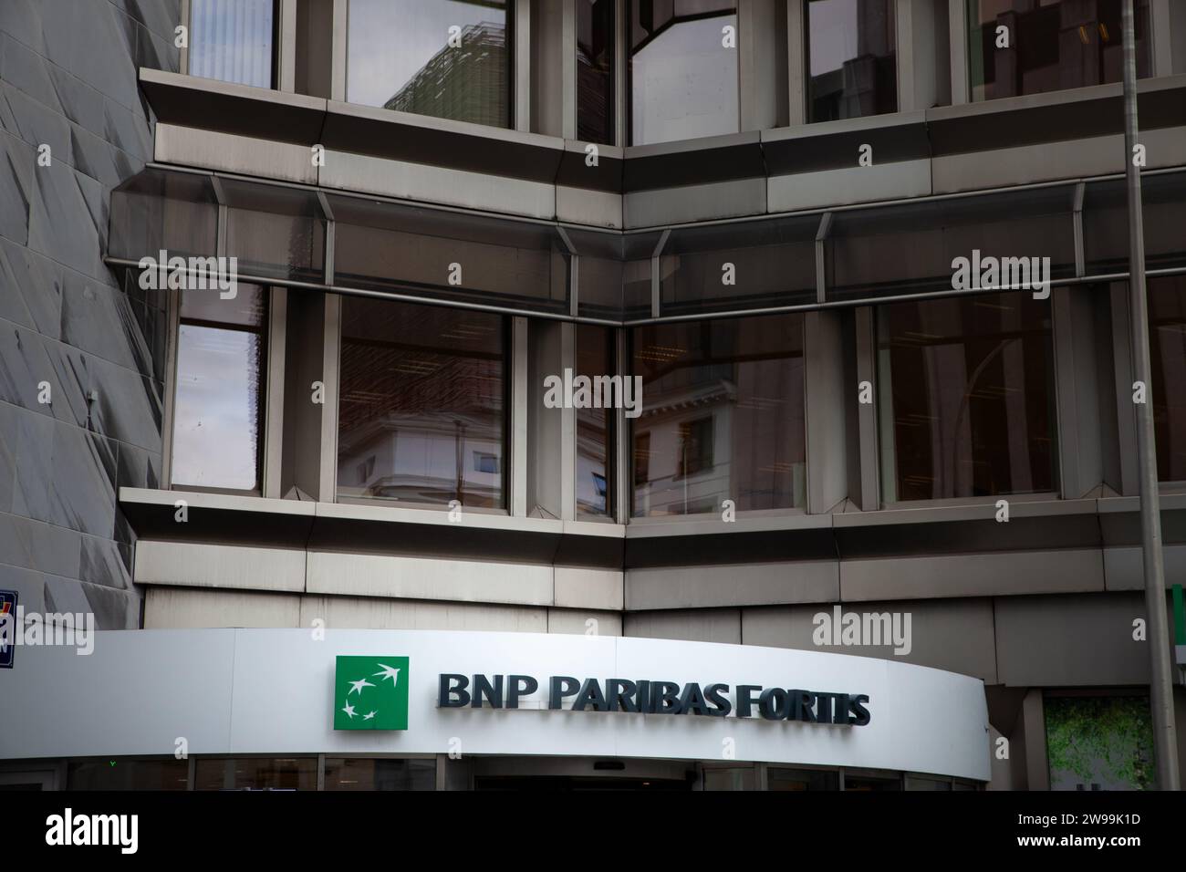 Picture of a sign with the logo of BNP Paribas Fortis on their main ...