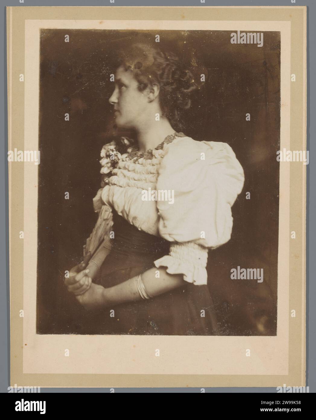 Portrait of an unknown woman, Anonymous, 1880 - 1900 photograph baryta ...