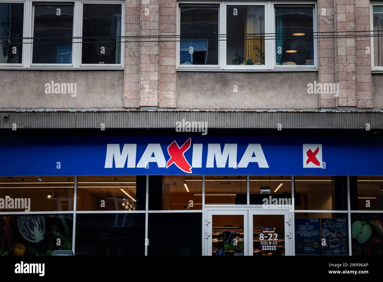 Maxima sign hi-res stock photography and images - Alamy