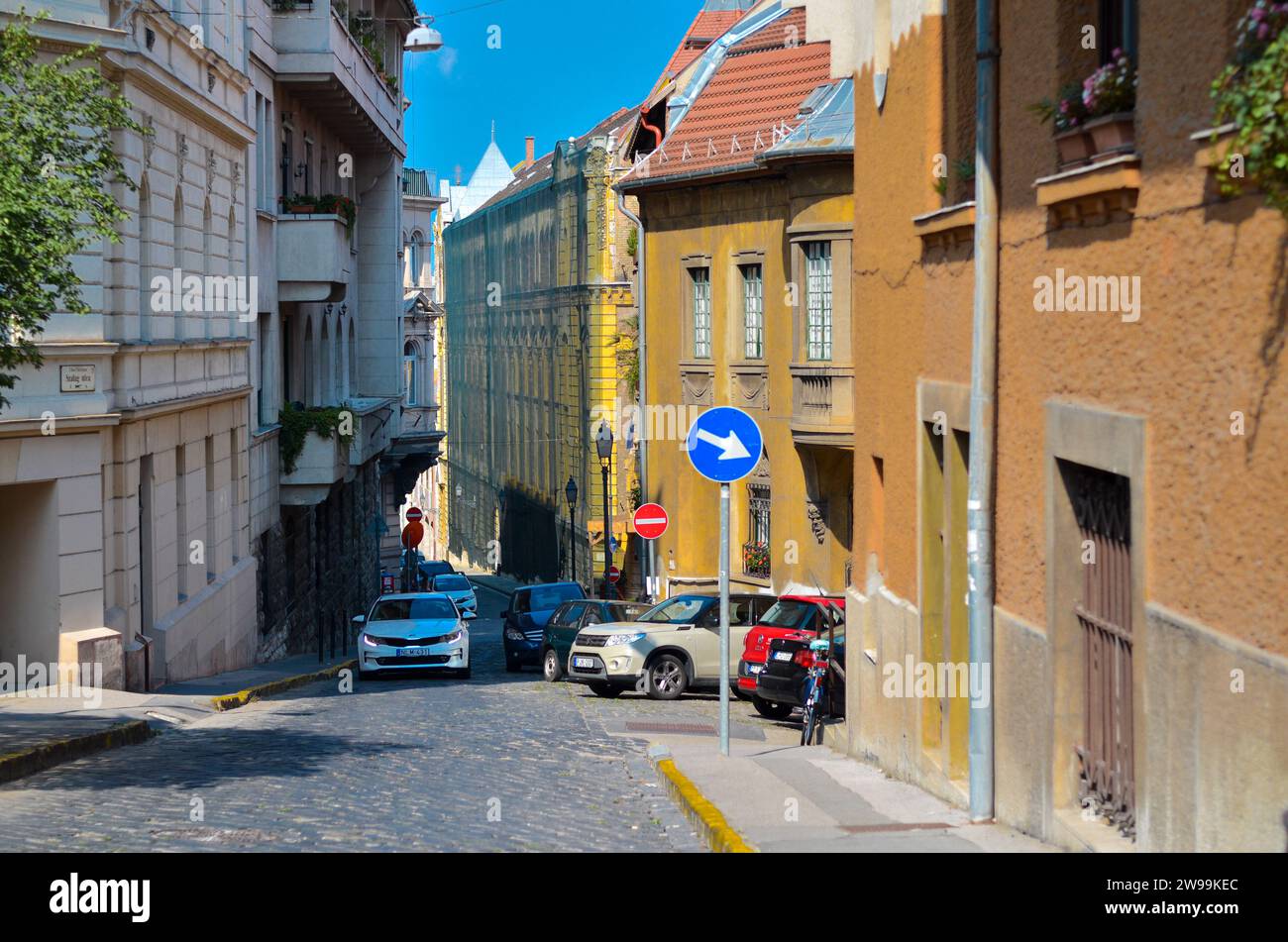 Budapest hungary hungarian road signs hi-res stock photography and ...