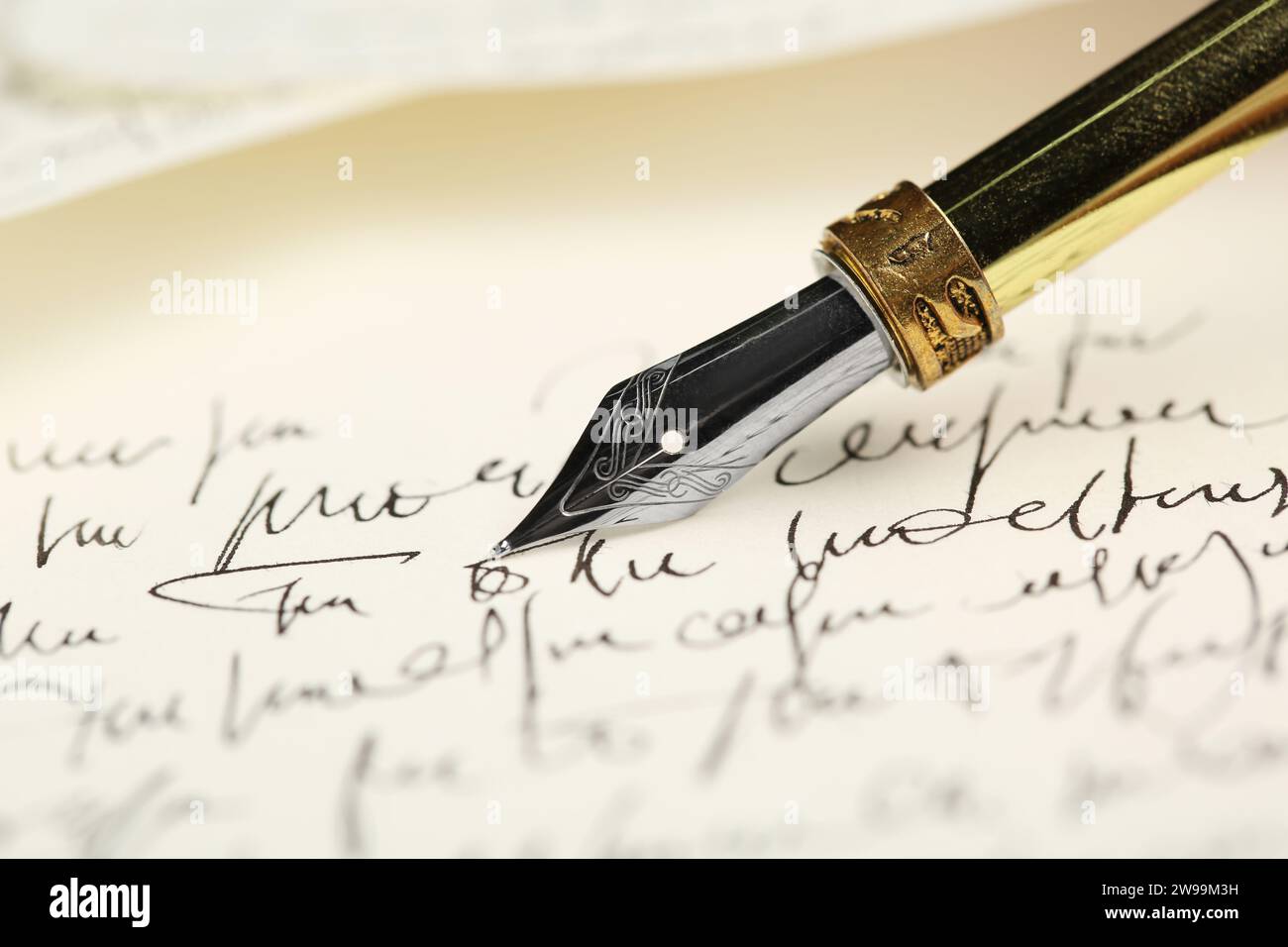 One fountain pen on handwritten letter, closeup Stock Photo - Alamy