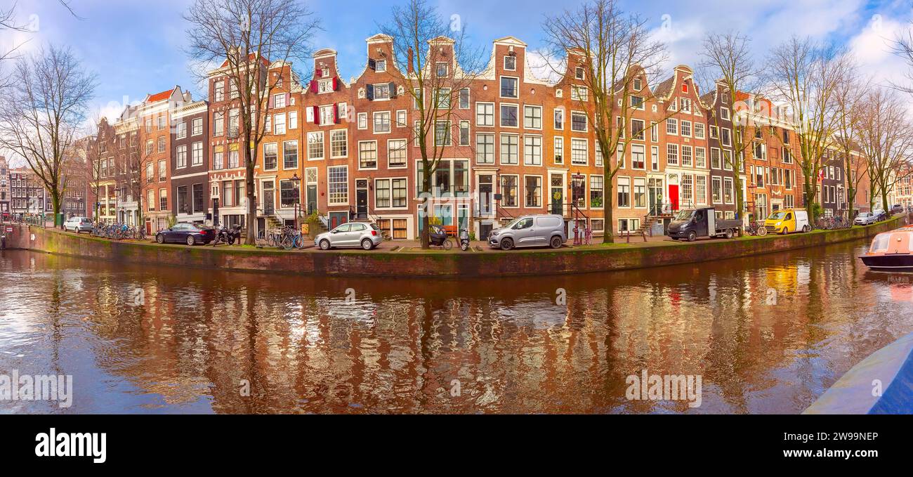 Panorama of sunny Amsterdam canal Leidsegracht with typical dutch ...