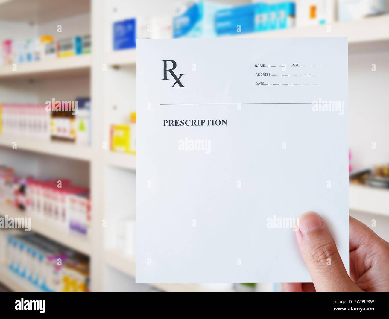 Reading prescription medicine paper hi-res stock photography and images ...
