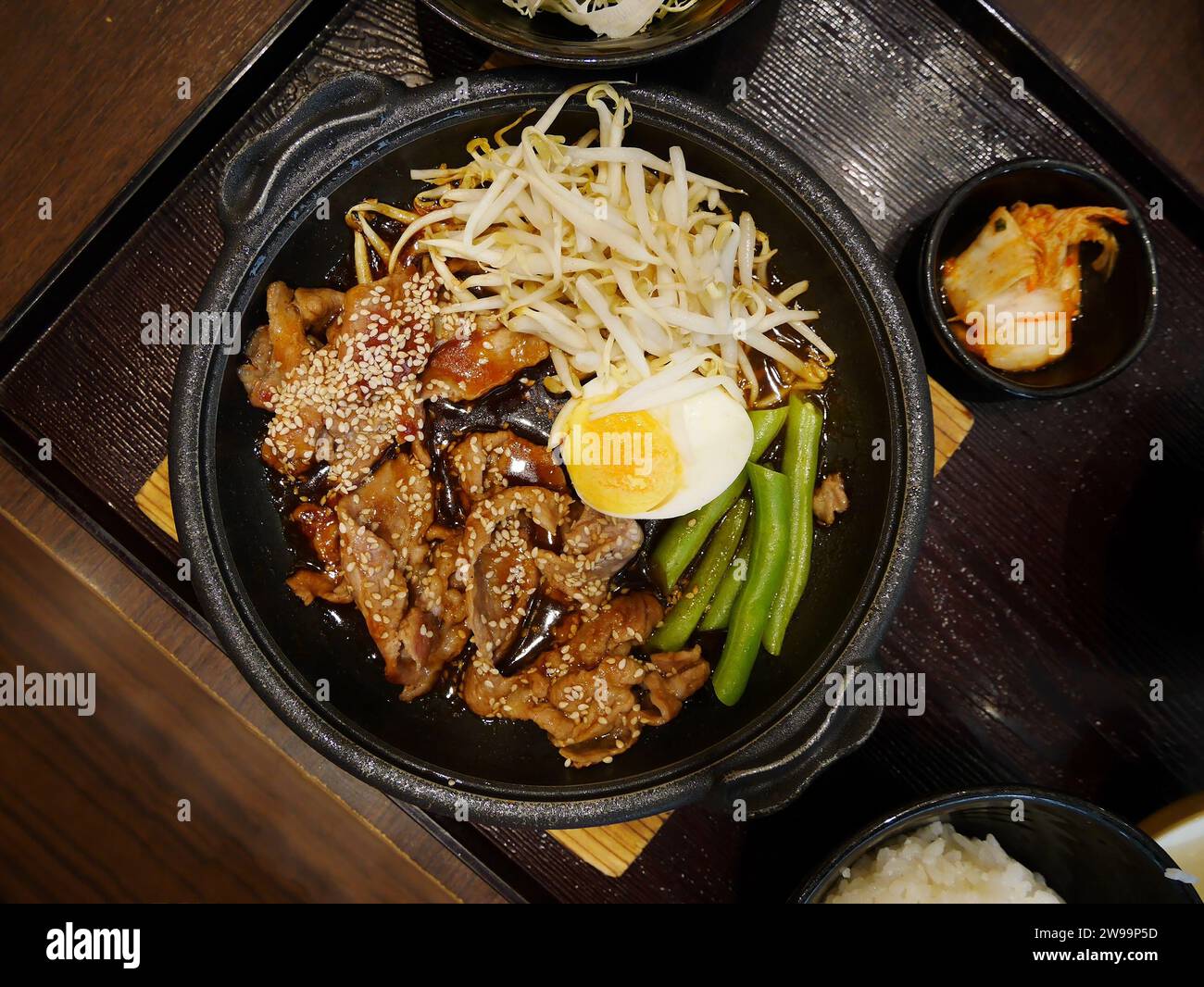 pork with egg and vegetables teppanyaki Japanese Cooking Stock Photo ...