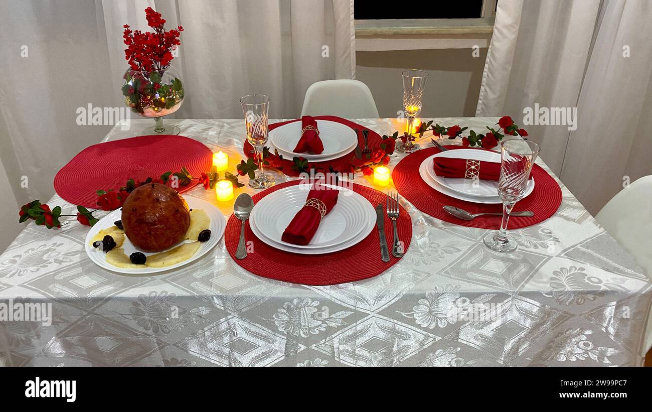 Simple red and white set table Stock Photo - Alamy