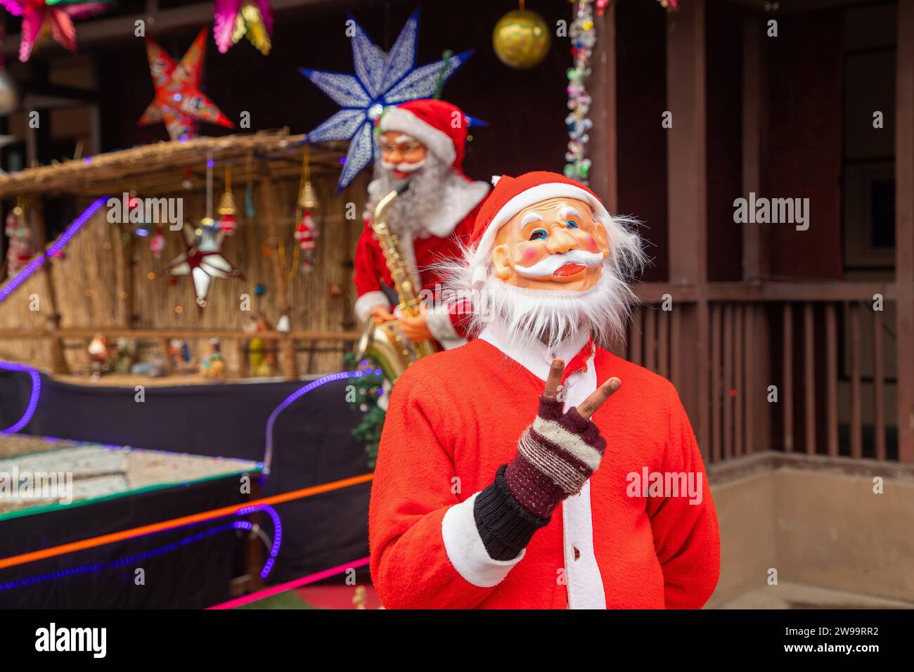 Santa claus india costume hi-res stock photography and images - Alamy