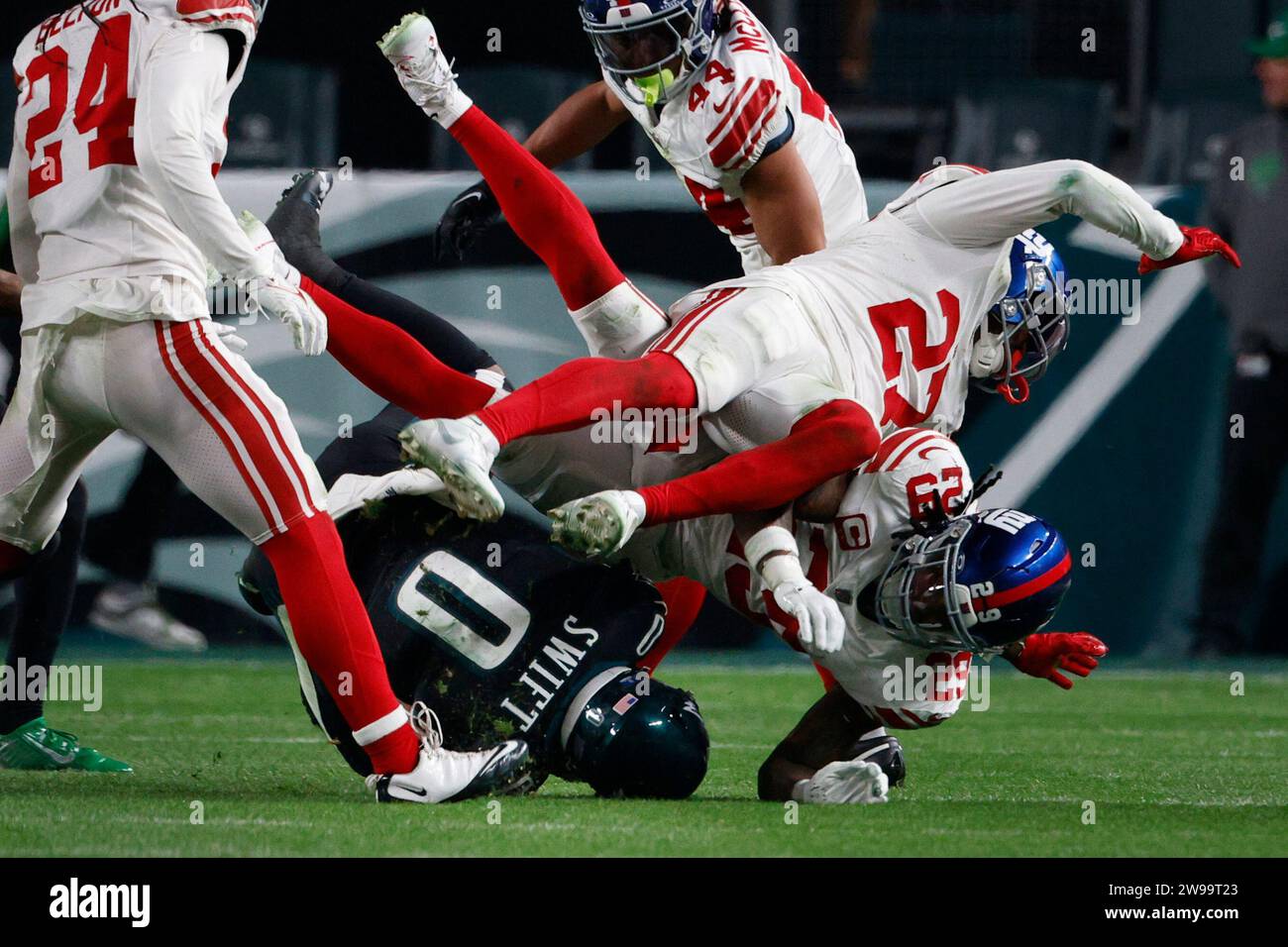 Xavier mckinney giants hi-res stock photography and images - Alamy