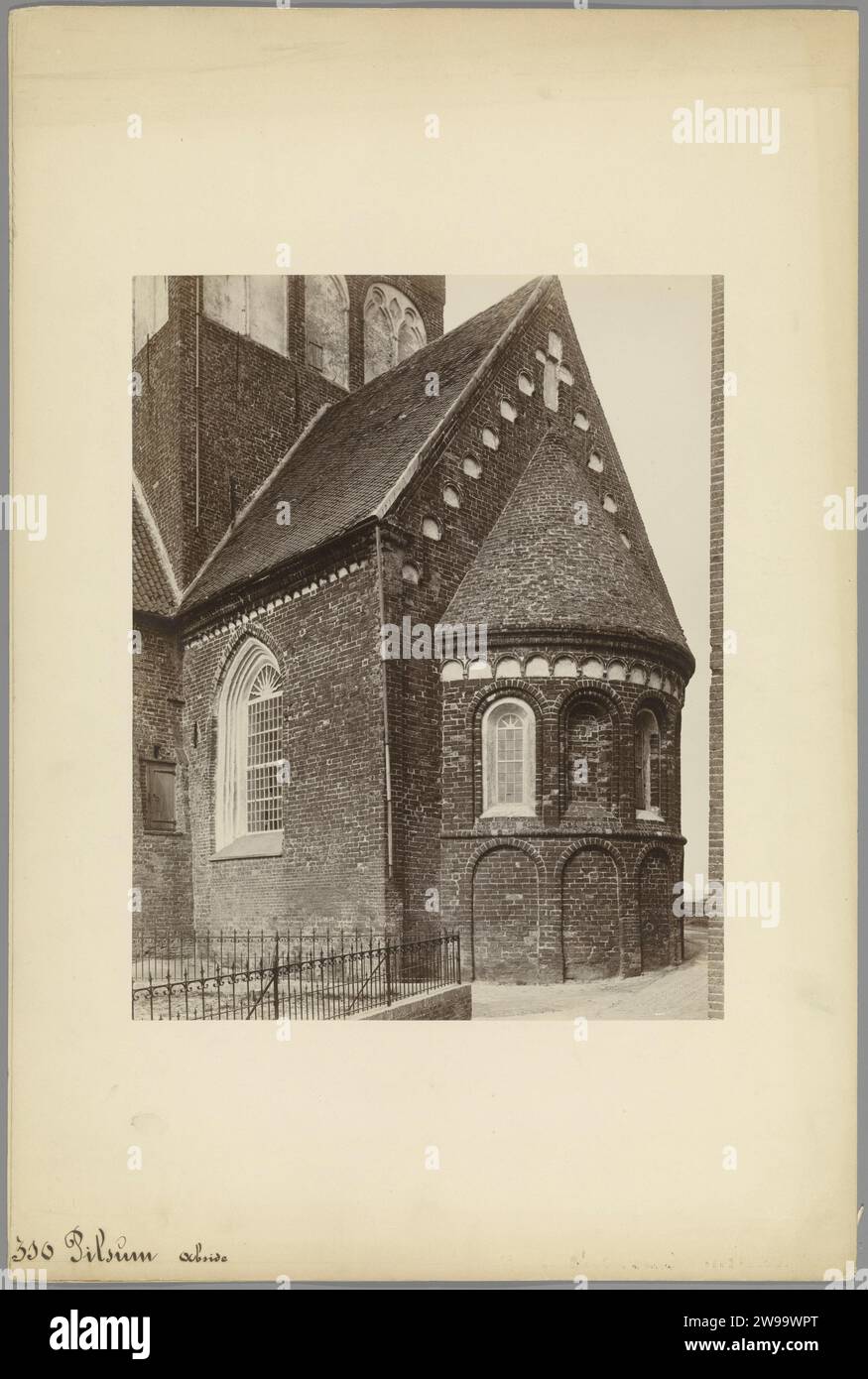 Exterior of the apsis of the Kruiskerk in Pilsum, c. 1875 - c. 1900 ...