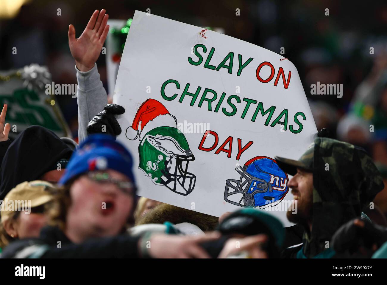 Philadelphia, PA, USA. 25th Dec, 2023. Philadelphia Eagles fans holding ...