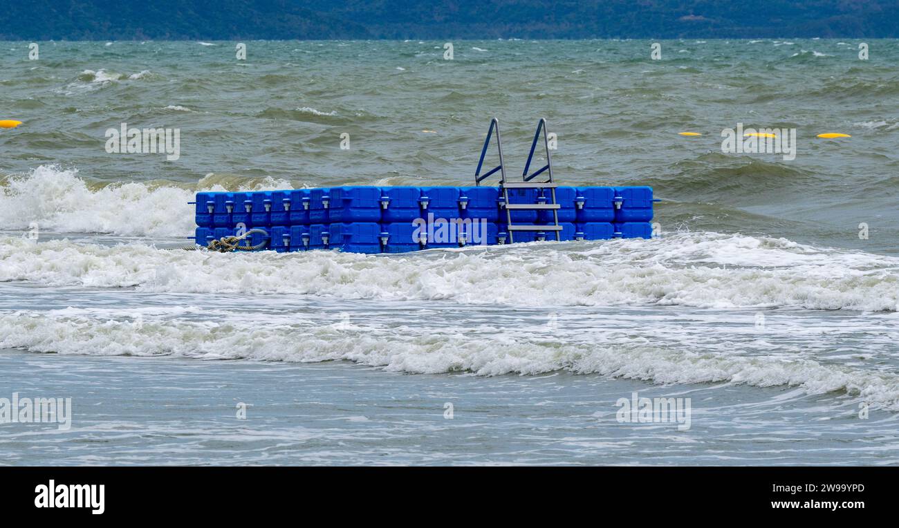 Thailand beaches and sea based activities Stock Photo - Alamy