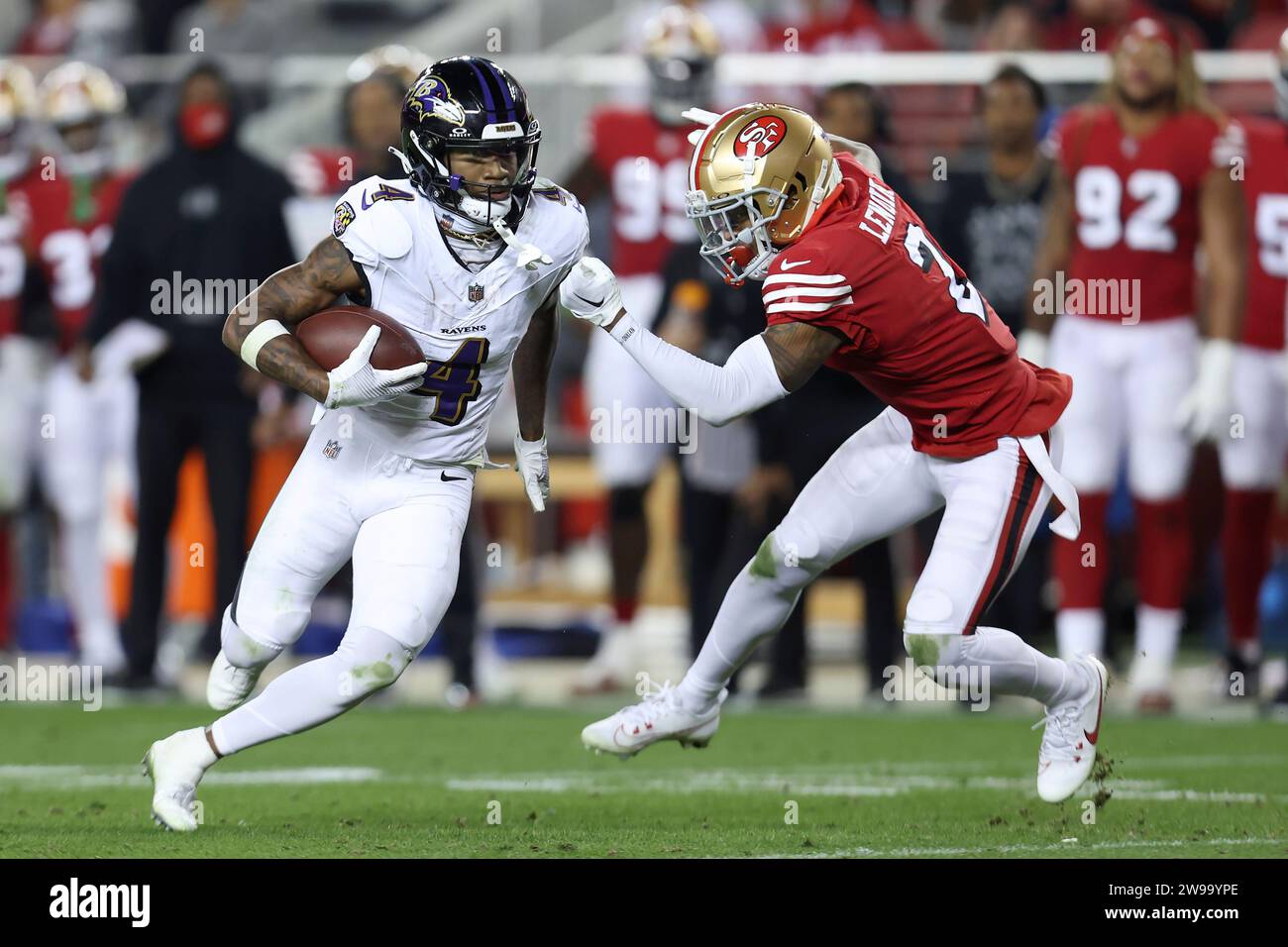 Baltimore Ravens wide receiver Zay Flowers (4) runs against San ...
