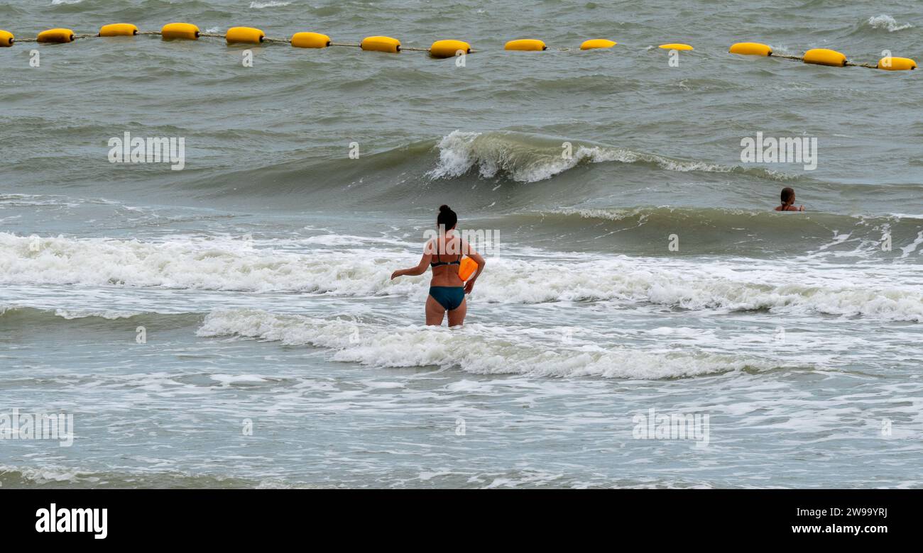 Thailand beaches and sea based activities Stock Photo - Alamy