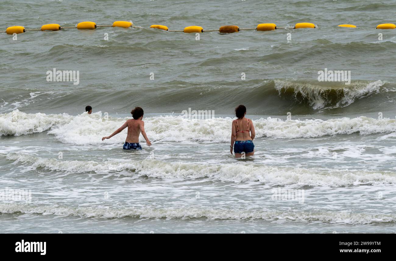 Thailand beaches and sea based activities Stock Photo - Alamy