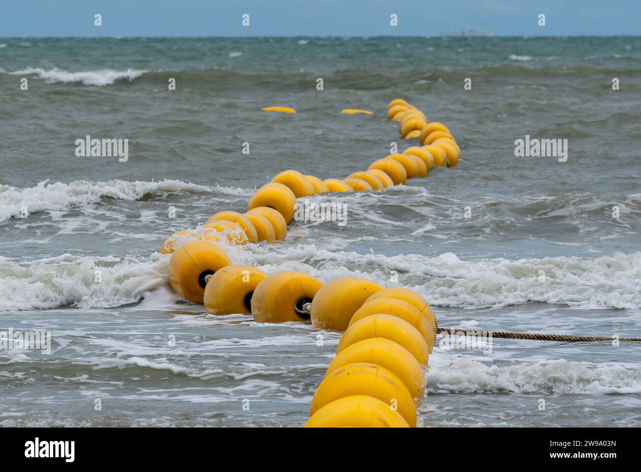Thailand beaches and sea based activities Stock Photo - Alamy